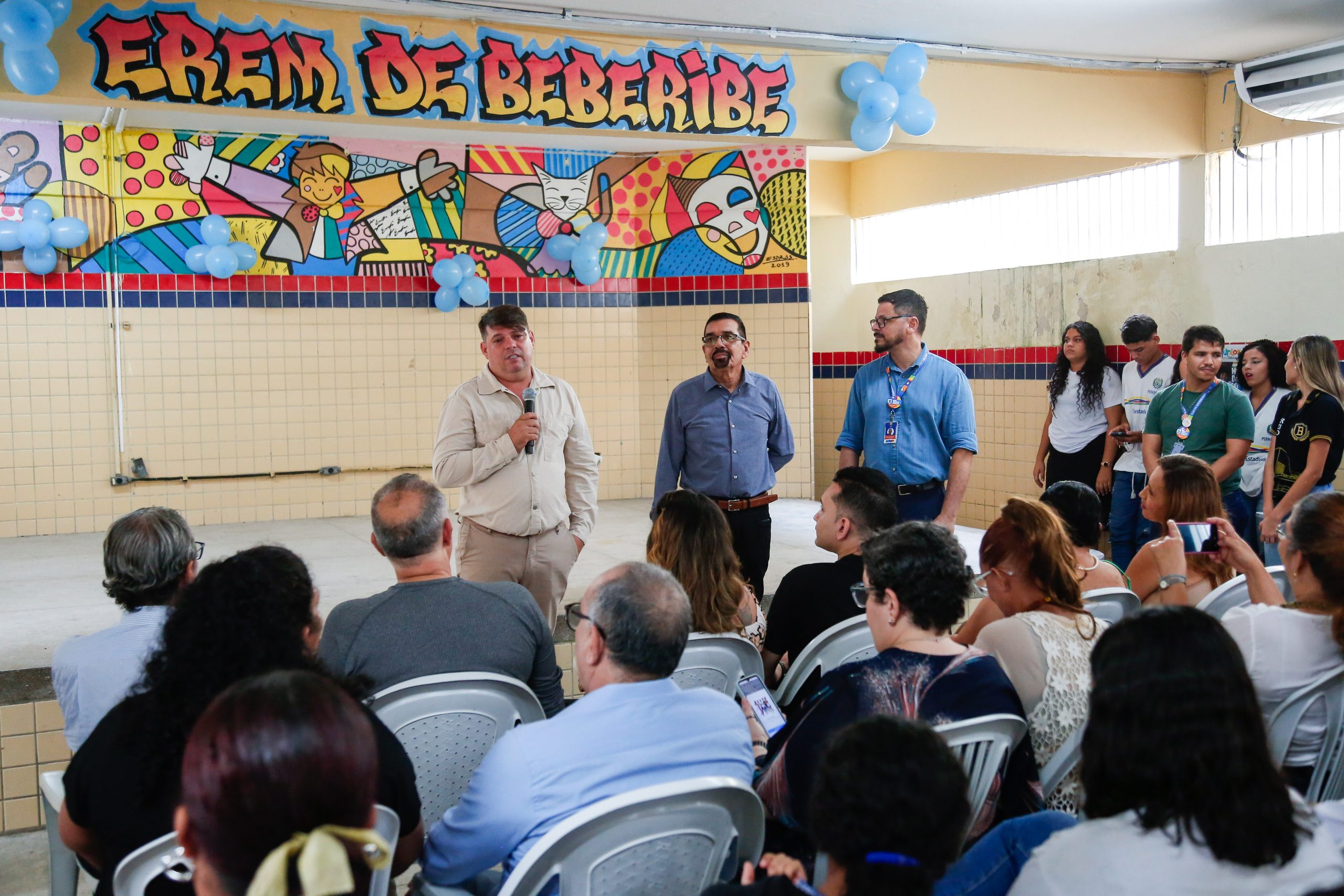 Com 51 anos na Rede Estadual, professor da Erem de Beberibe segue ...